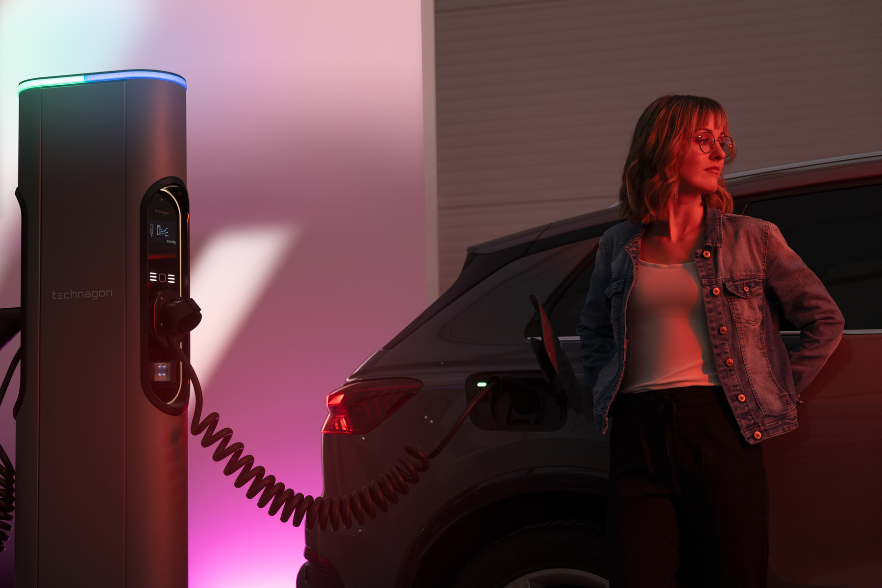 Ladesäulenhersteller - AC Ladesäulen & Wallboxen für Gewerbe